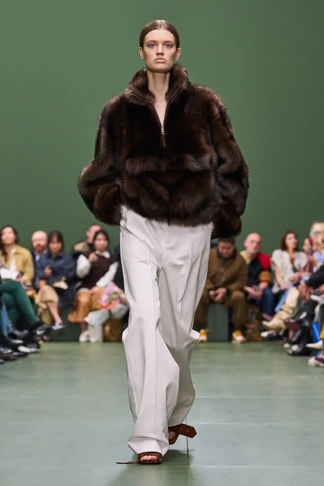 Loewe Fw24 Women’s Runway Collection
