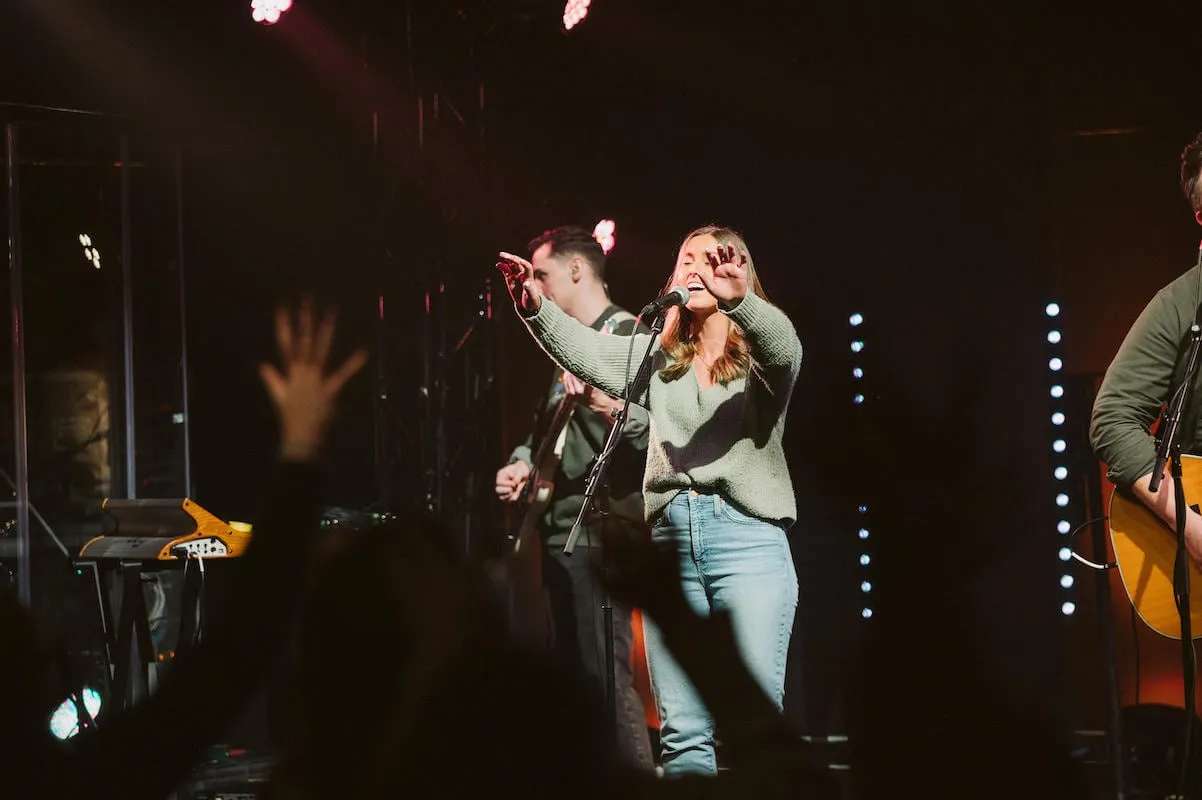 Visit on Sunday // Reach Church