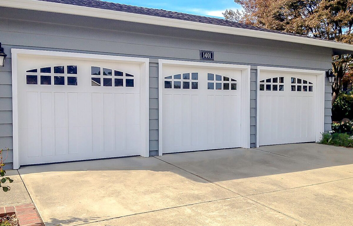 RW Garage Doors | Custom Wood Carriage Garage Doors