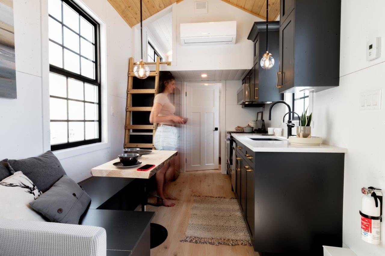 Space Saving Dining Table Ideas for Tiny House