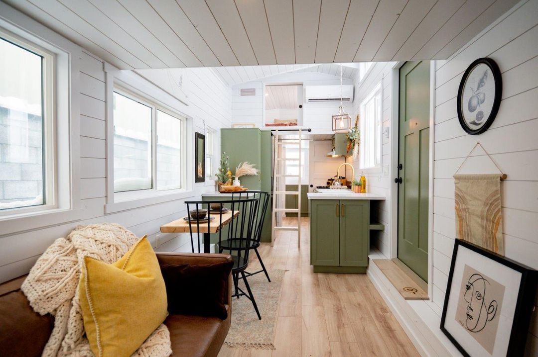 Tiny House Color Psychology: The Impact of Color on Small Spaces