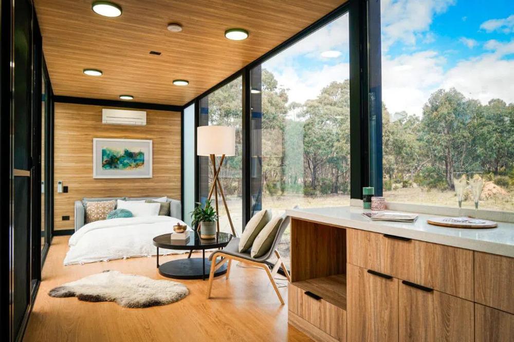 Modular Pod-Style Studios With Elsewhere Pods