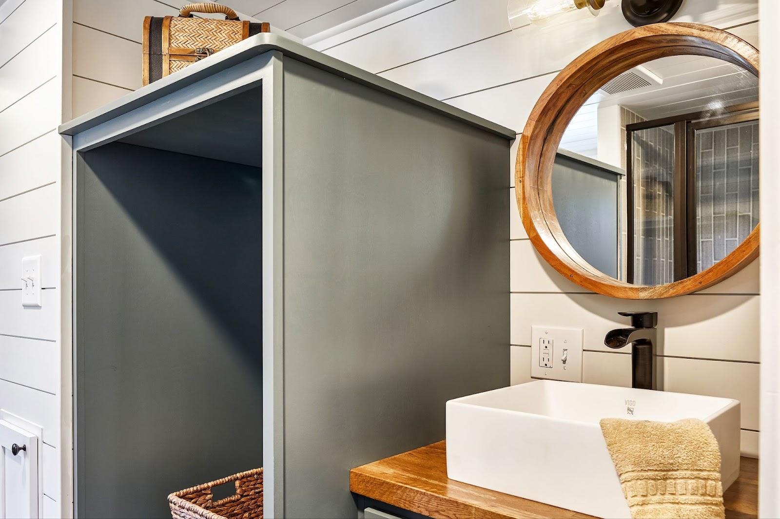Things to Consider in Creating Your Perfect Tiny House Bathroom Design