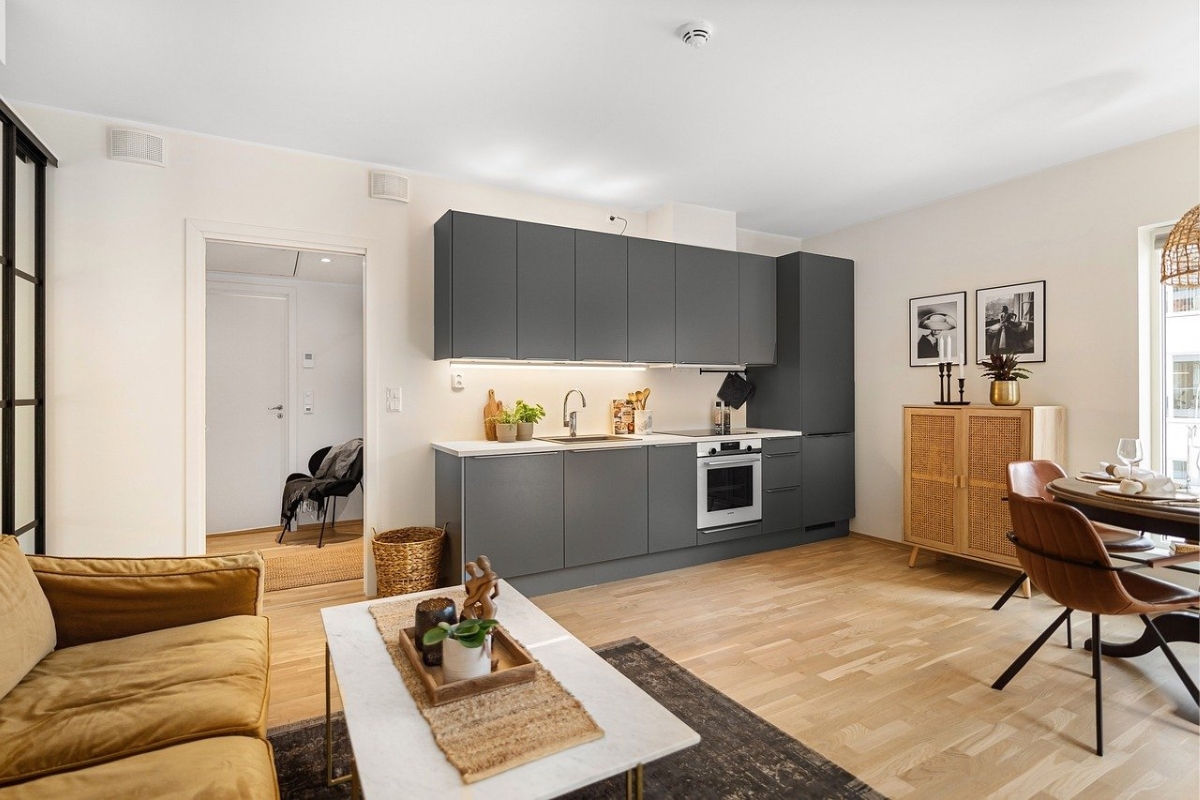 How to Declutter Your Tiny Home in 7 Simple Steps