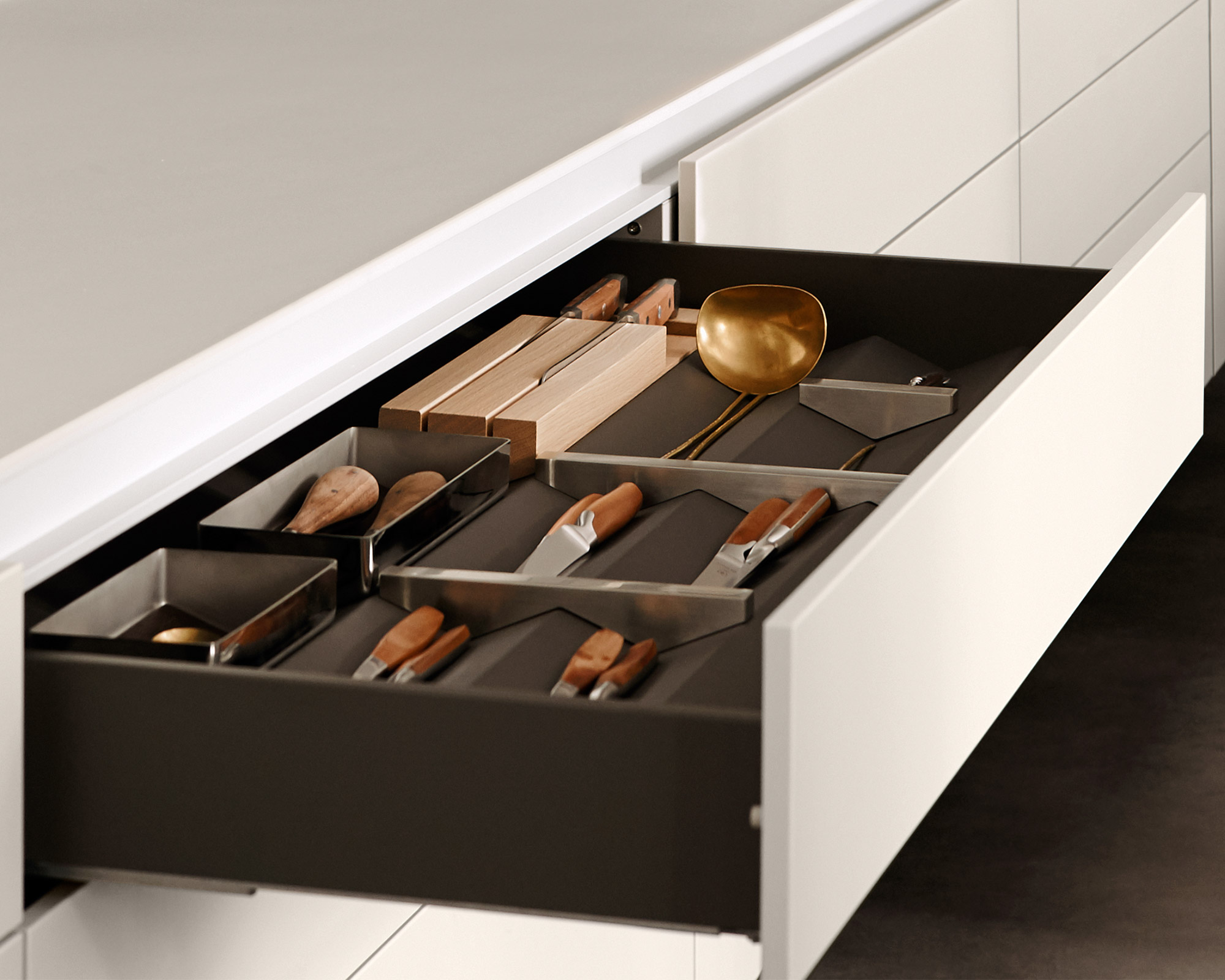 Storage Solutions for Minimal Kitchens | Matte Magazine
