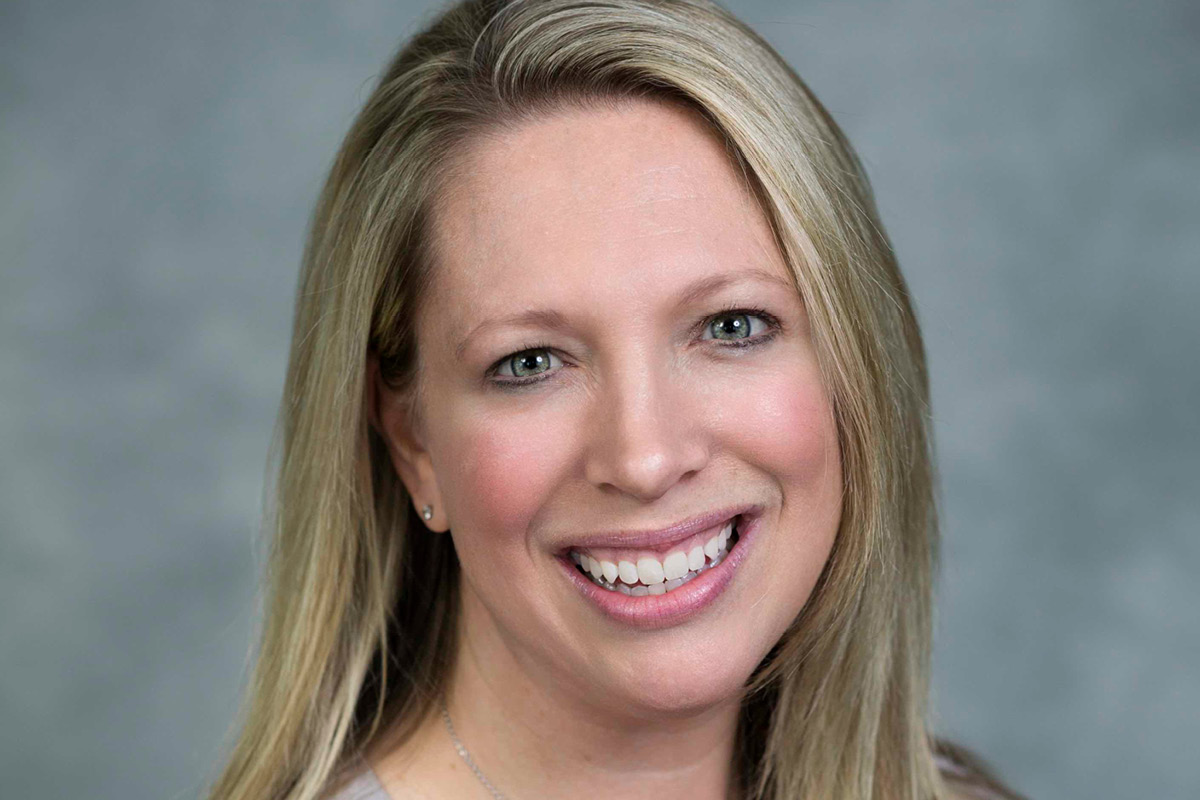 Hey Sue | New Real Leaders Podcast: Lisa Weinstein, CEO of Curiosity.com