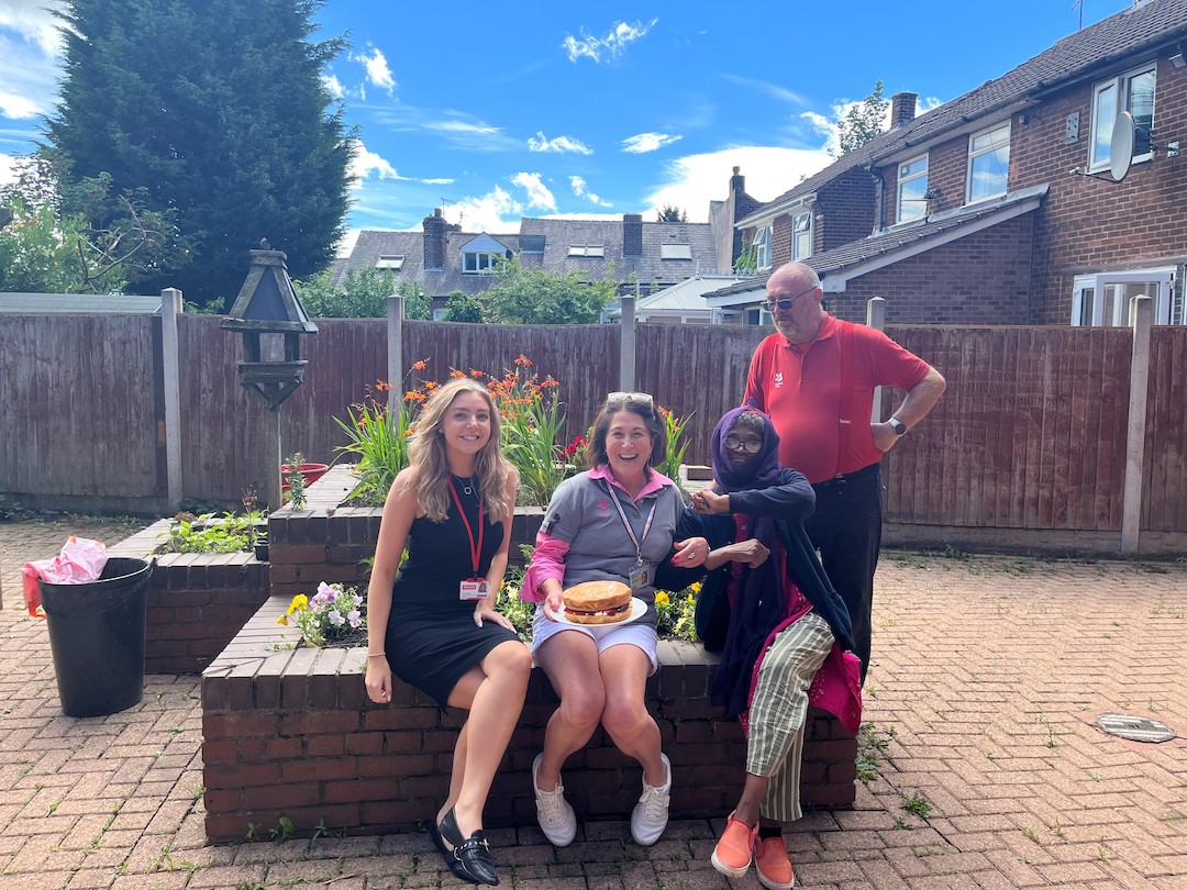 Gardening project brings the countryside to urban Sheffield | Mears ...