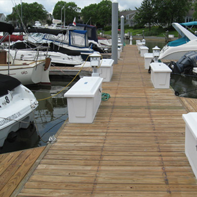 Aluminum Piers - Boardwalks, Fishing Piers, Fixed & Floating Piers