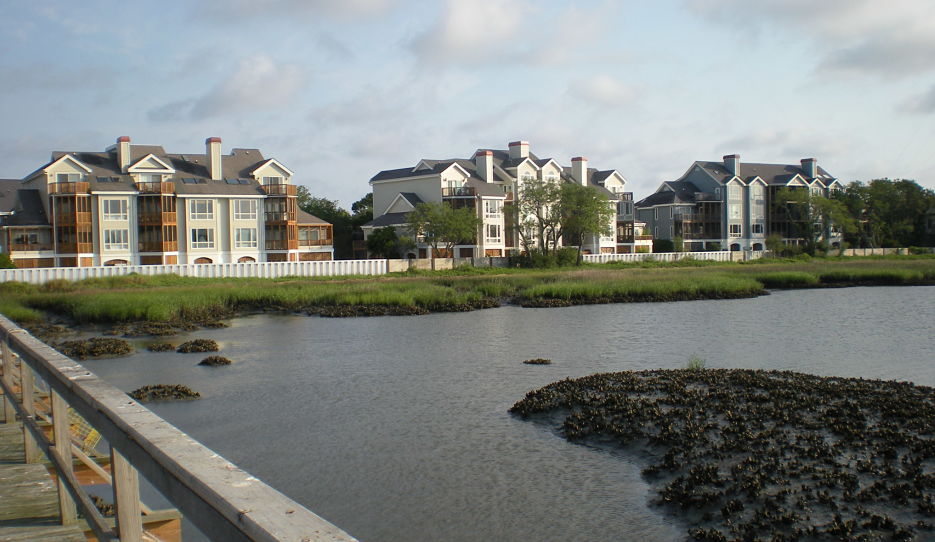 Simmons Pointe Trip Wall | CMI Case Studies