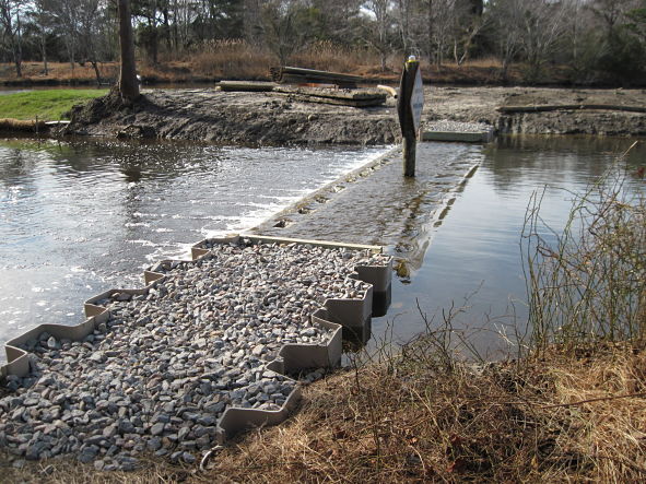 Lake Tecumseh Weir | CMI Case Studies