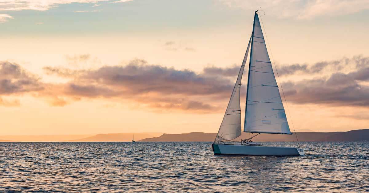Do Sailboats Have Motors Life Of Sailing