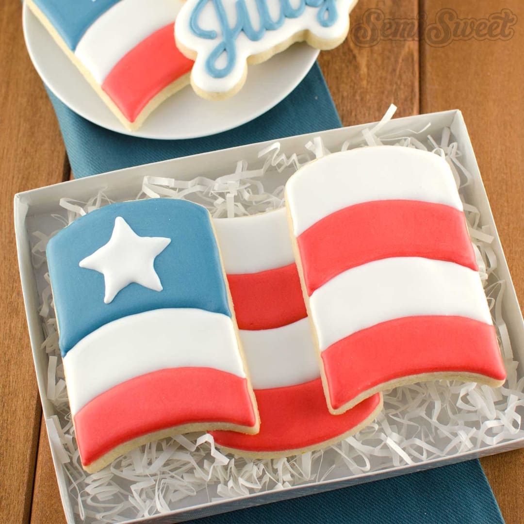 Airbrushed Patriotic Bunting Cookies