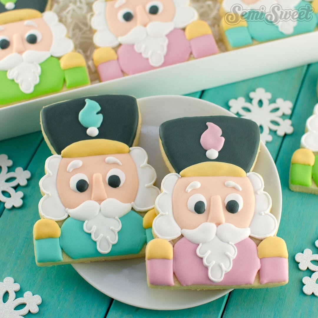 How to Make Santa Beard Plaque Cookies