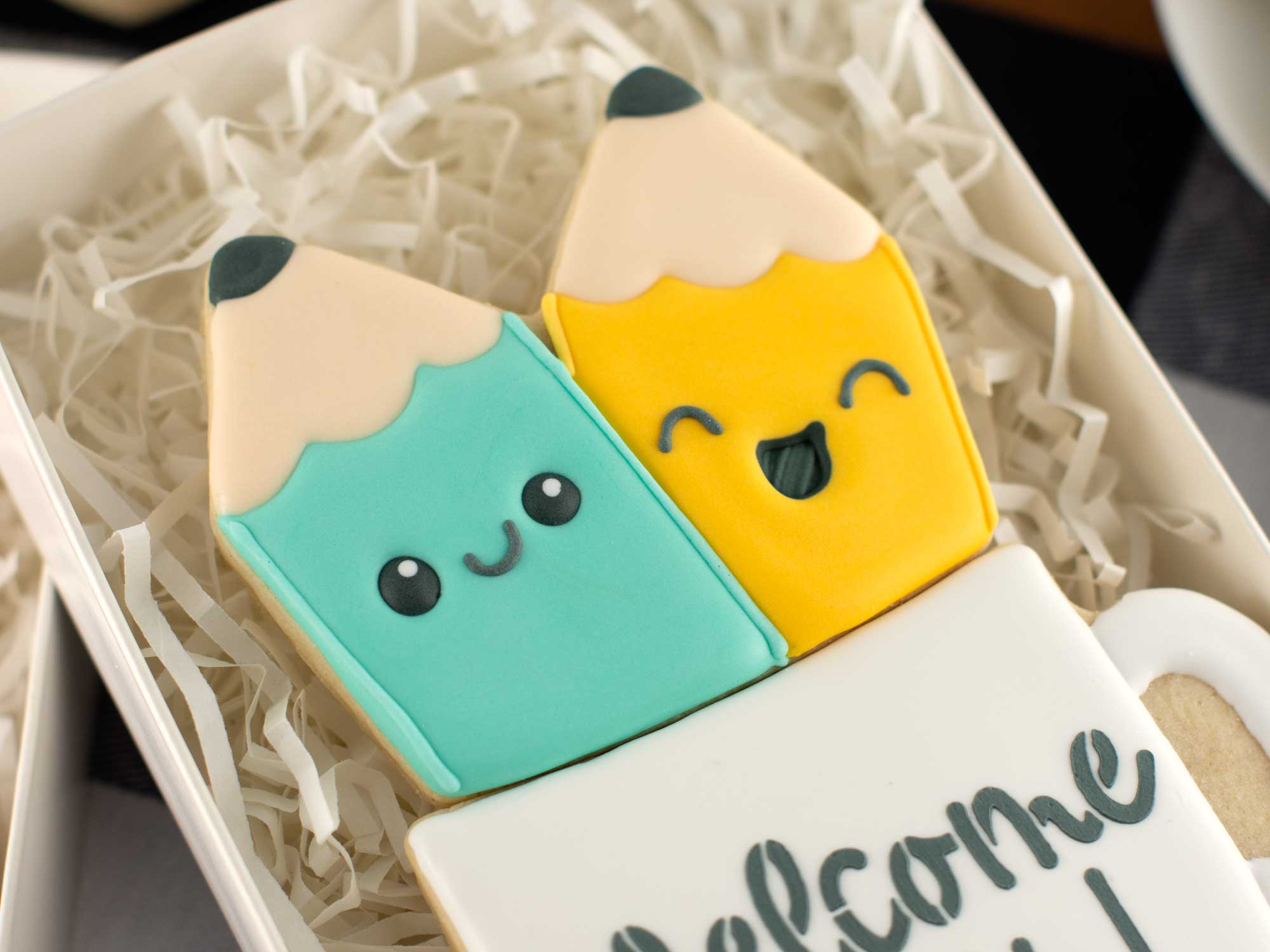 Decorate a School Mug Cookie Set for Back-to-School