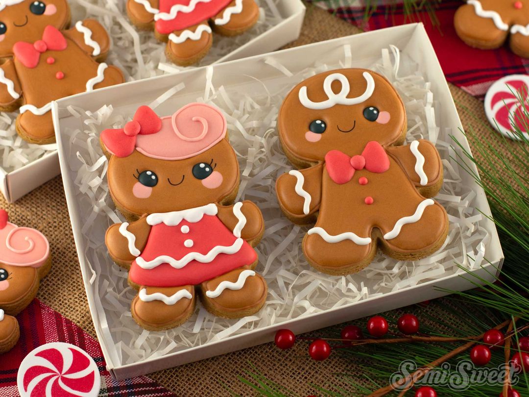 Decorate a Cute Gingerbread Cookie Couple for Christmas
