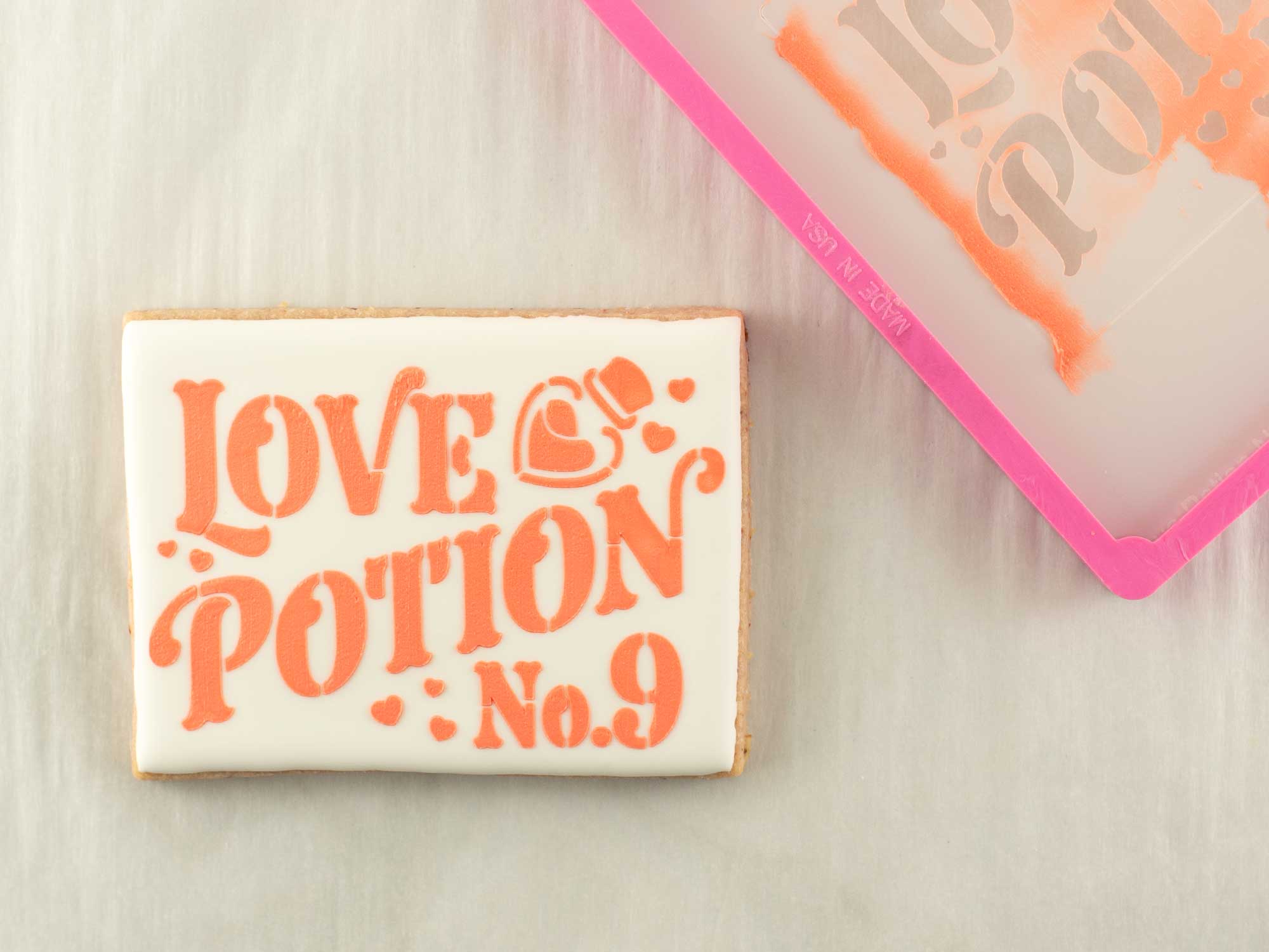 Decorate a Love Potion Cookie Set for Valentine's Day