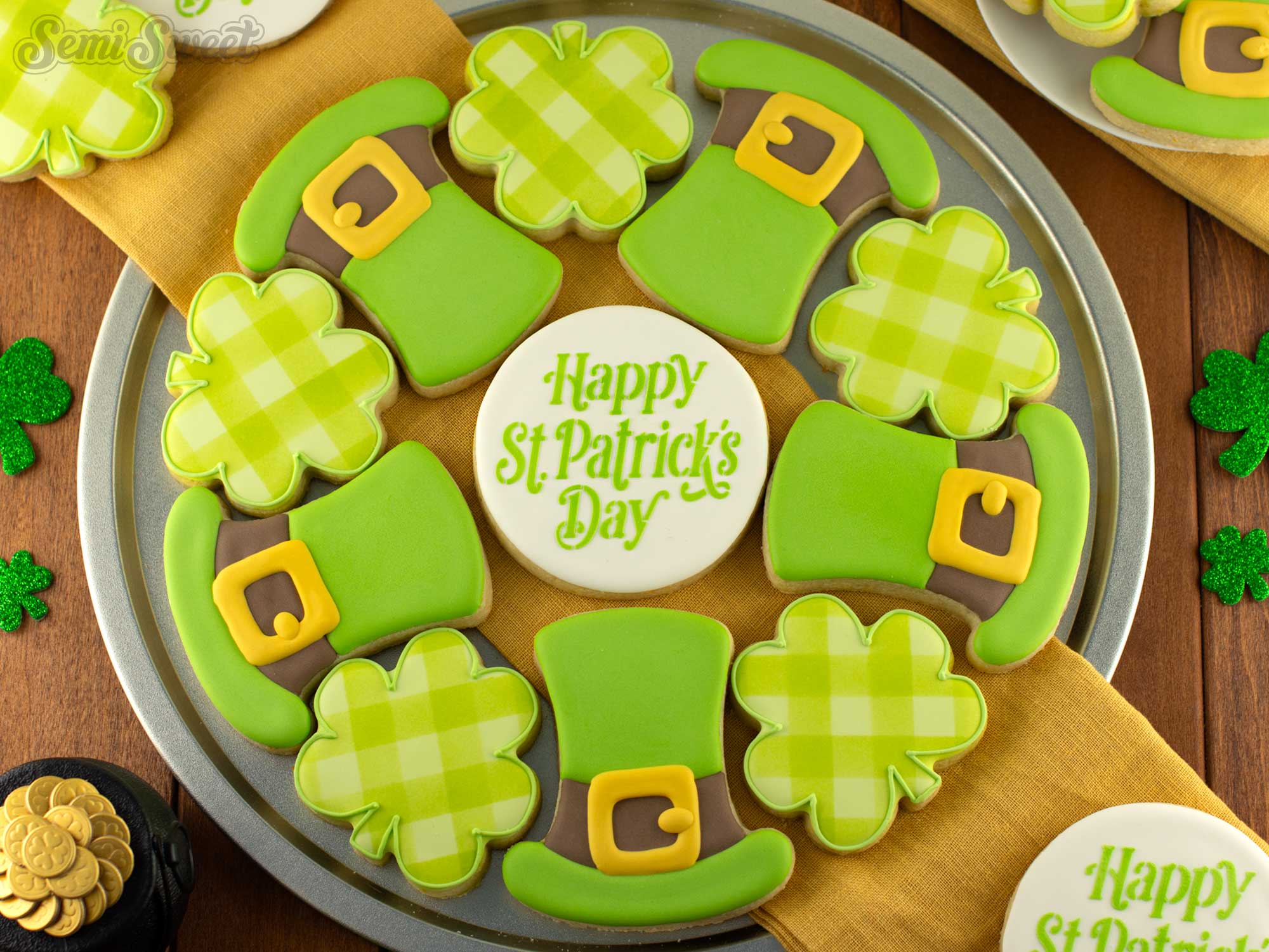 Decorate a St. Patrick's Day Cookie Platter