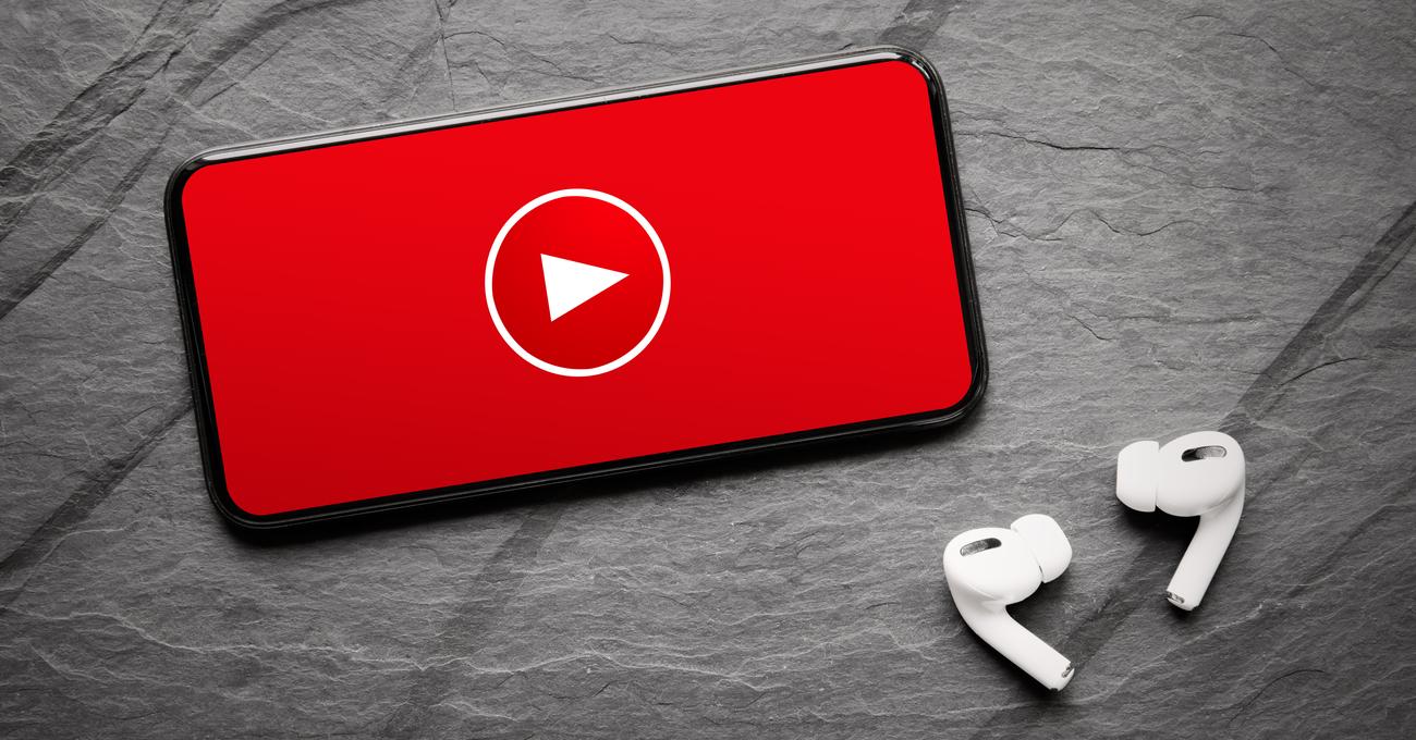 YouTube Music Pauses For No Reason (How To Fix) | Retire Fearless
