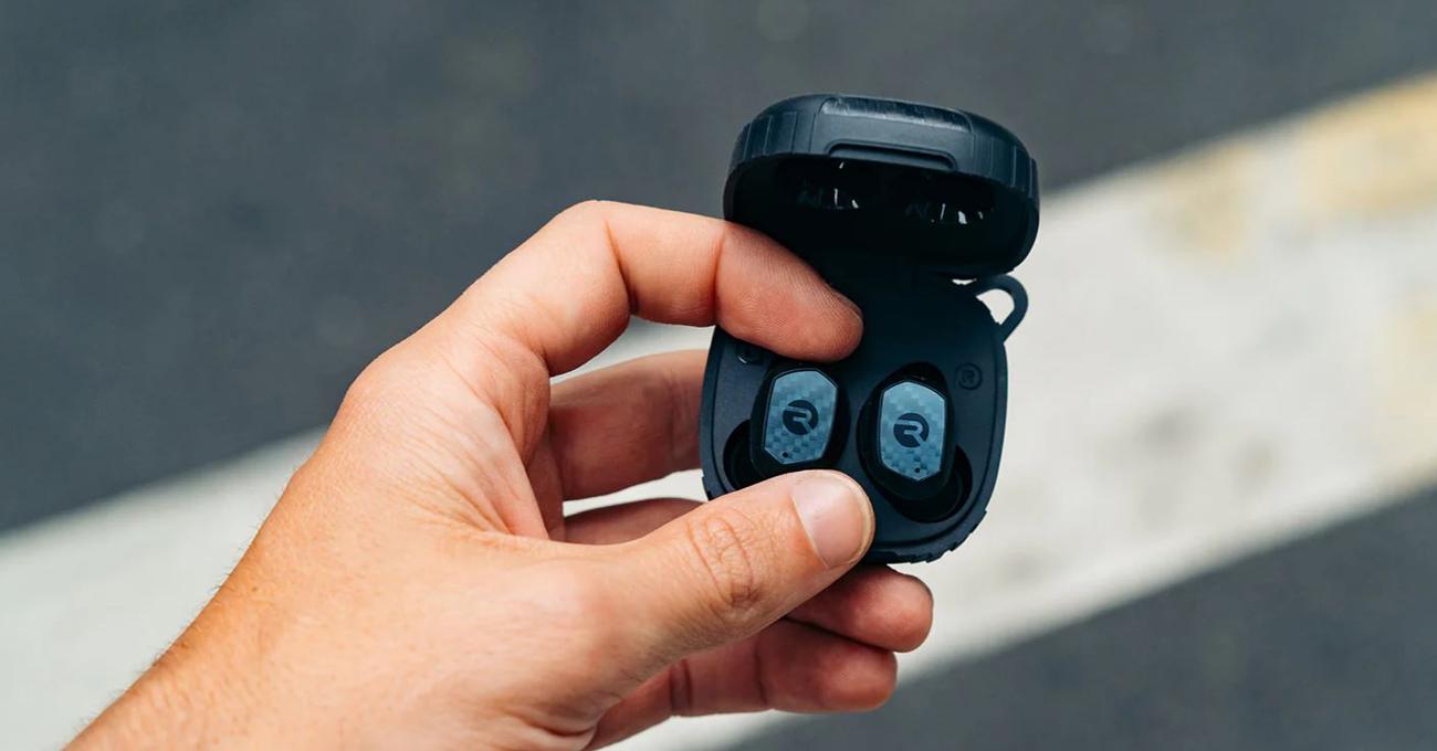 How To Clean Raycon Earbuds | Retire Fearless