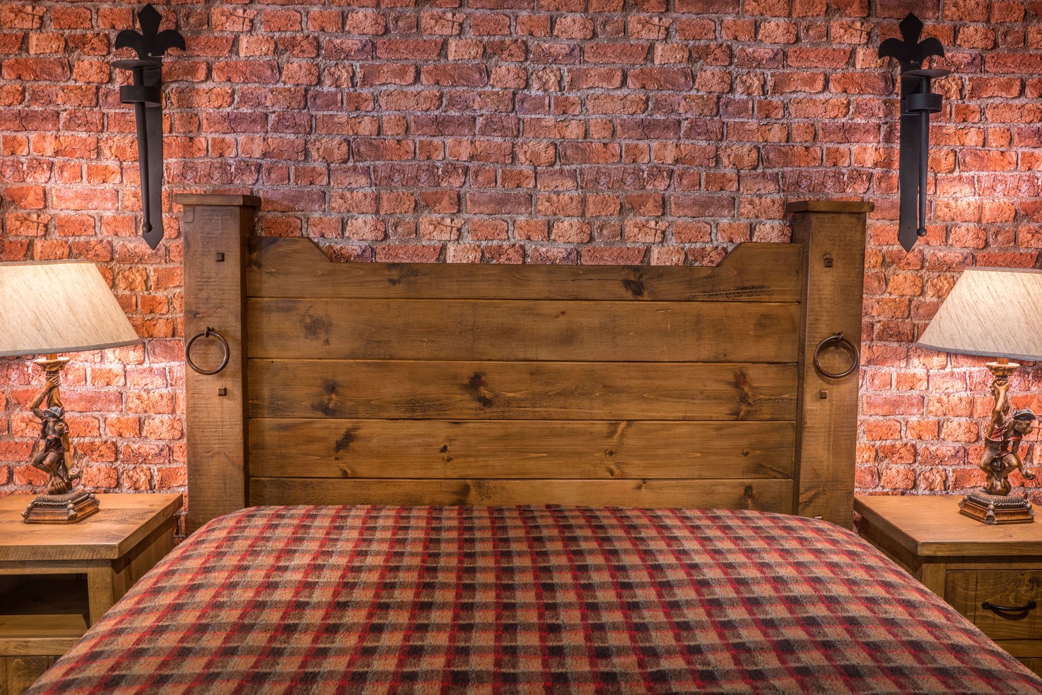 RUSTIC 6' Stocks Bed | Bedroom Furniture | Alexander Ellis