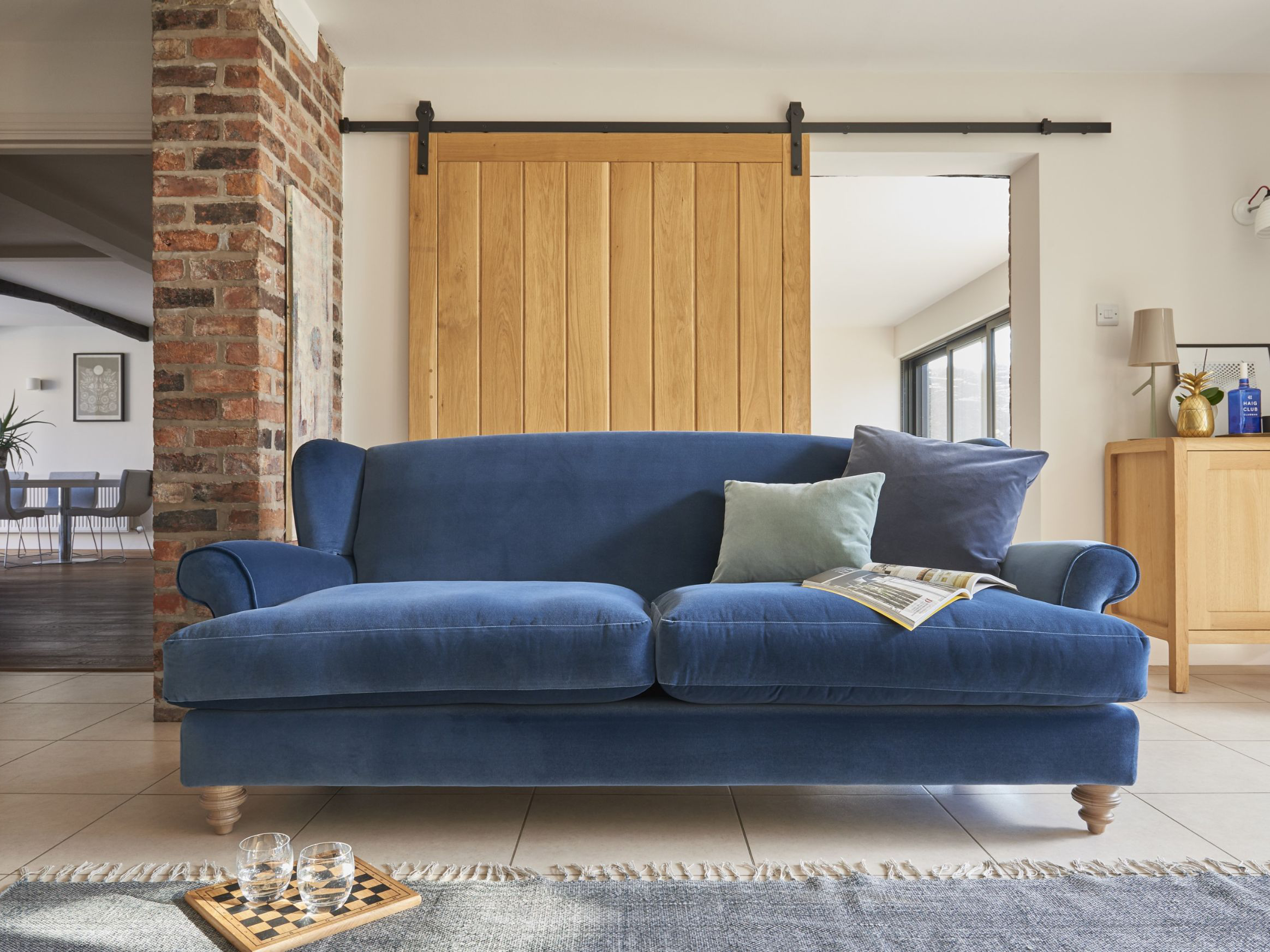 Zaffer Upholstery | Alexander Ellis