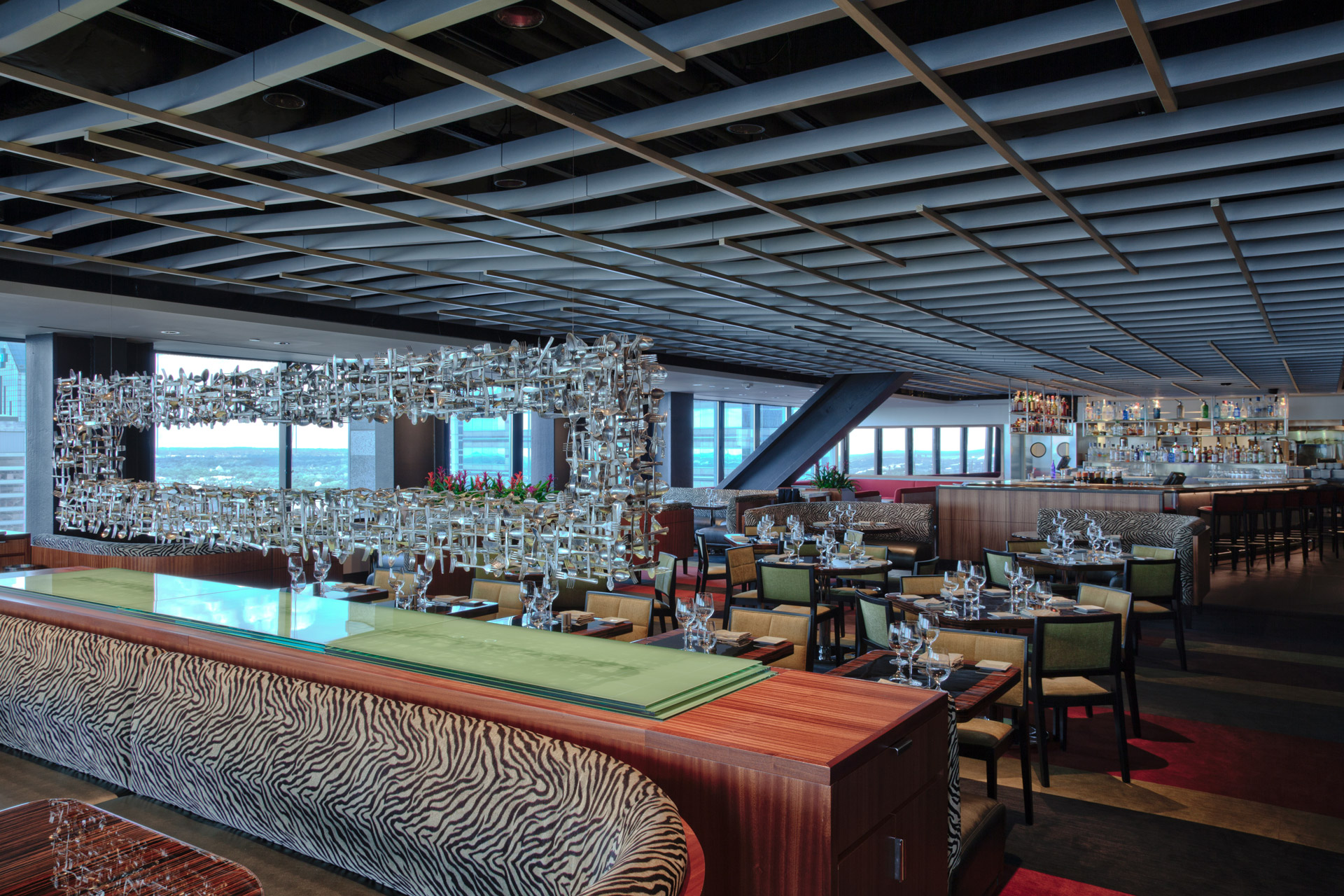 R2L | Restaurants | Cass Calder Smith