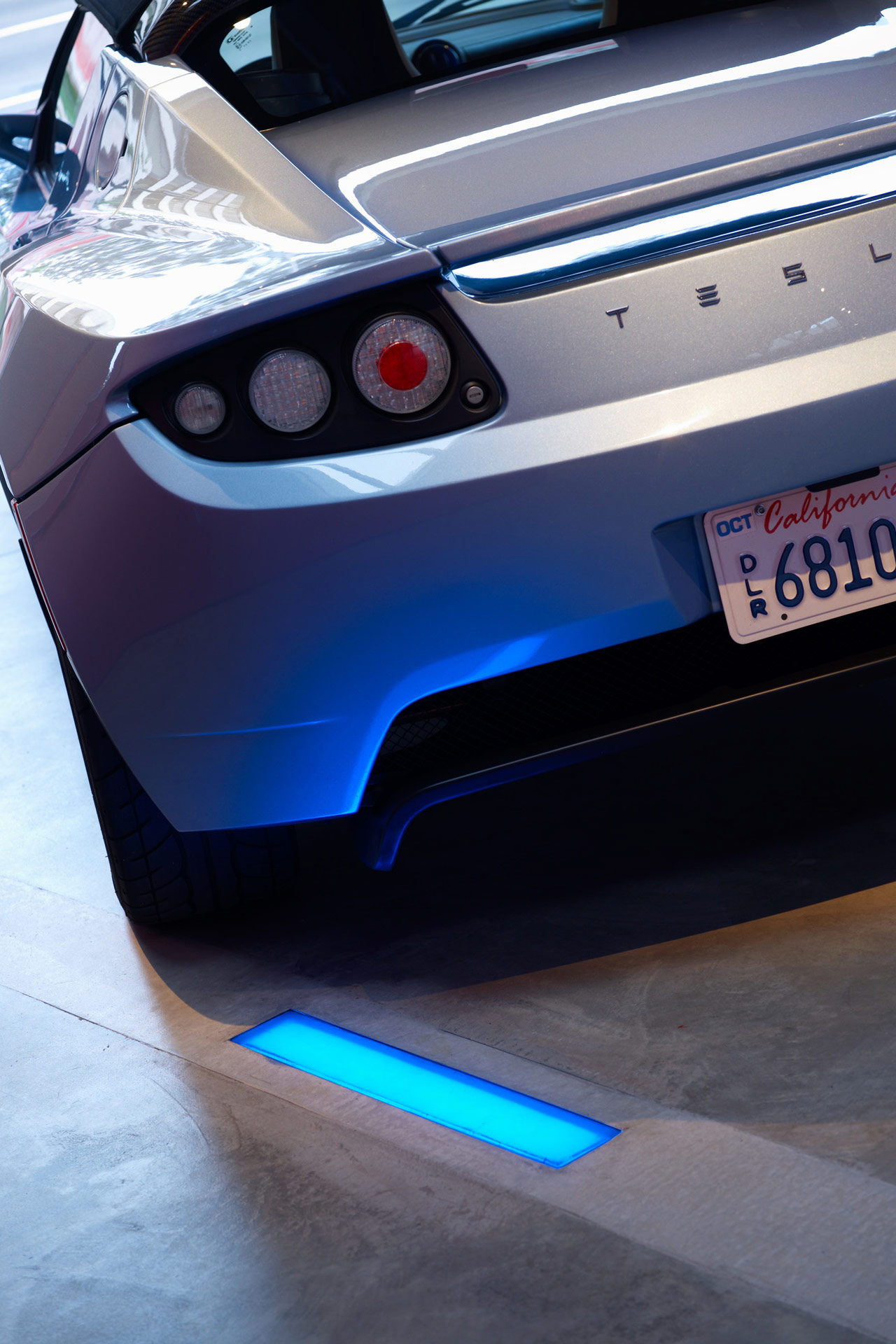 Tesla Showroom | Retail | Cass Calder Smith