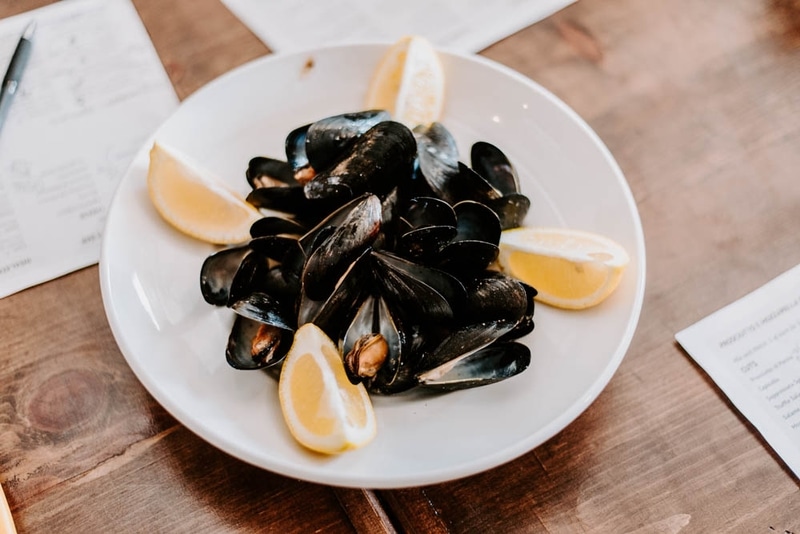 Siamo Napoli - Dine in, Delivery & Take out.