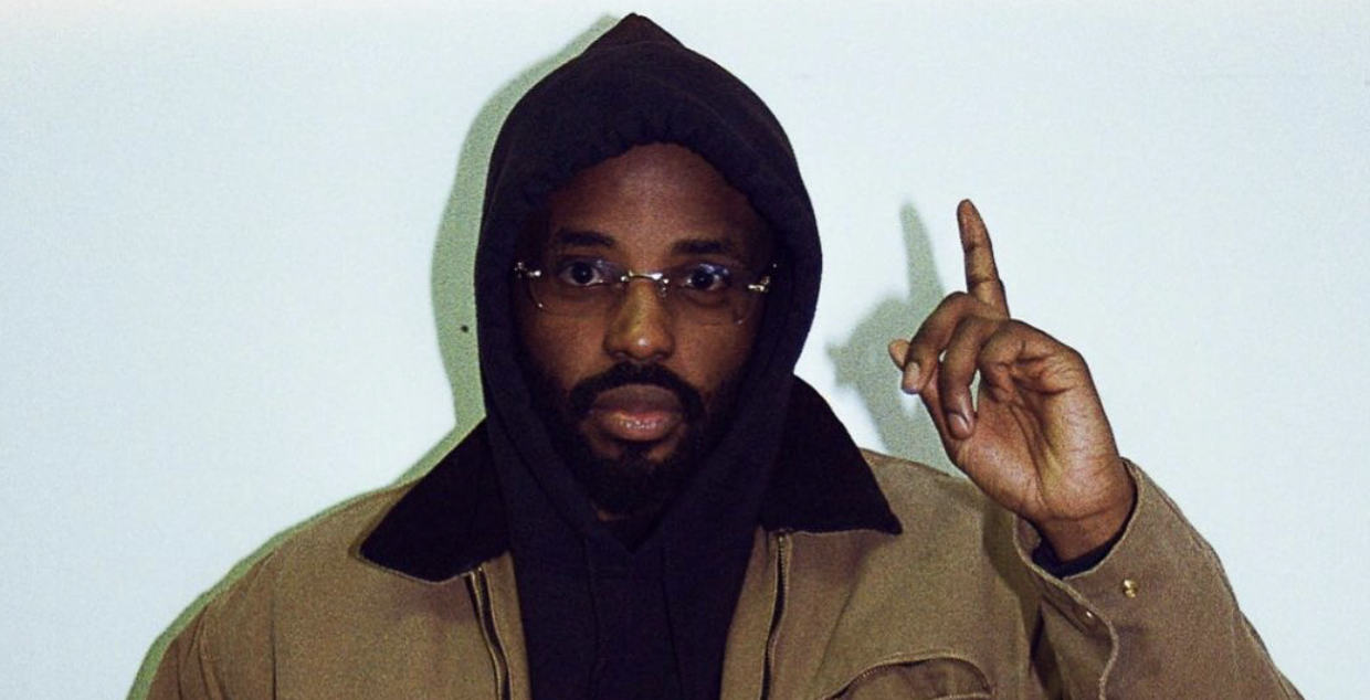 Schweizer Rapper gibt ausverkauftes Konzert in Pariser Kult-Club ...