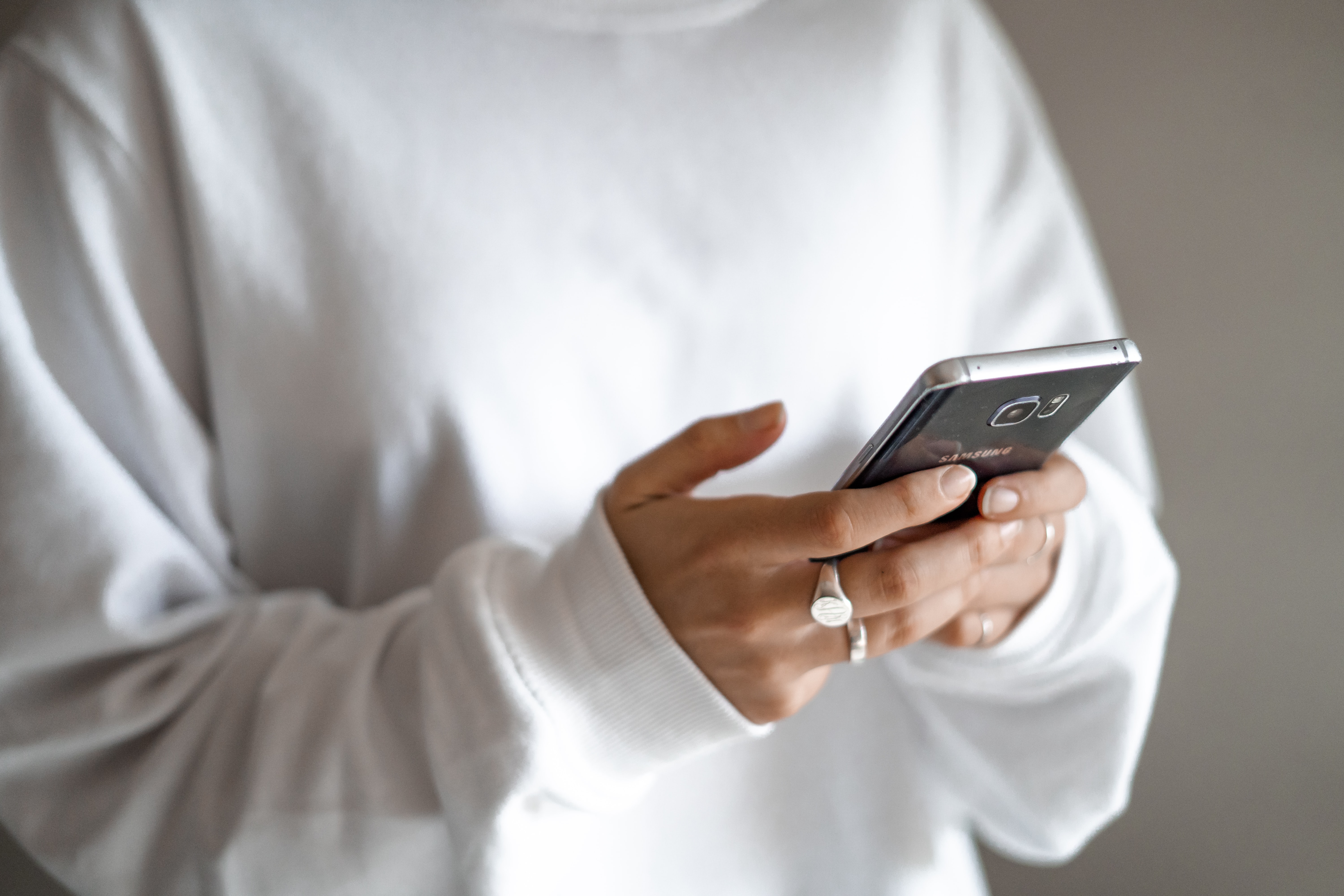 Business Texting: The Beginner’s Guide