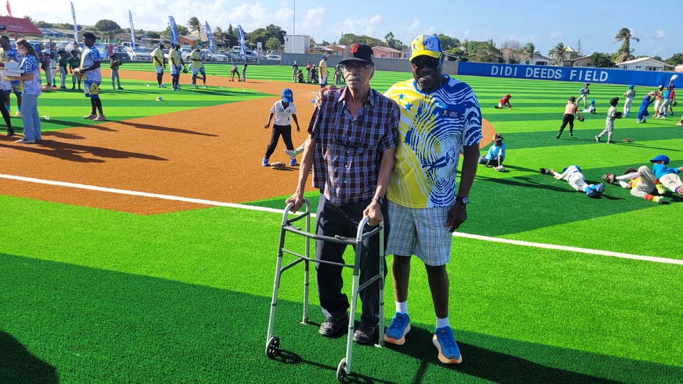 Beisbòl Little League - Curacao Baseball Week eksitoso na Didi Deeds ...