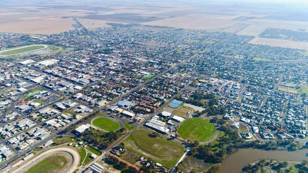 FE80 - HORSHAM - Firefly Express Bus service