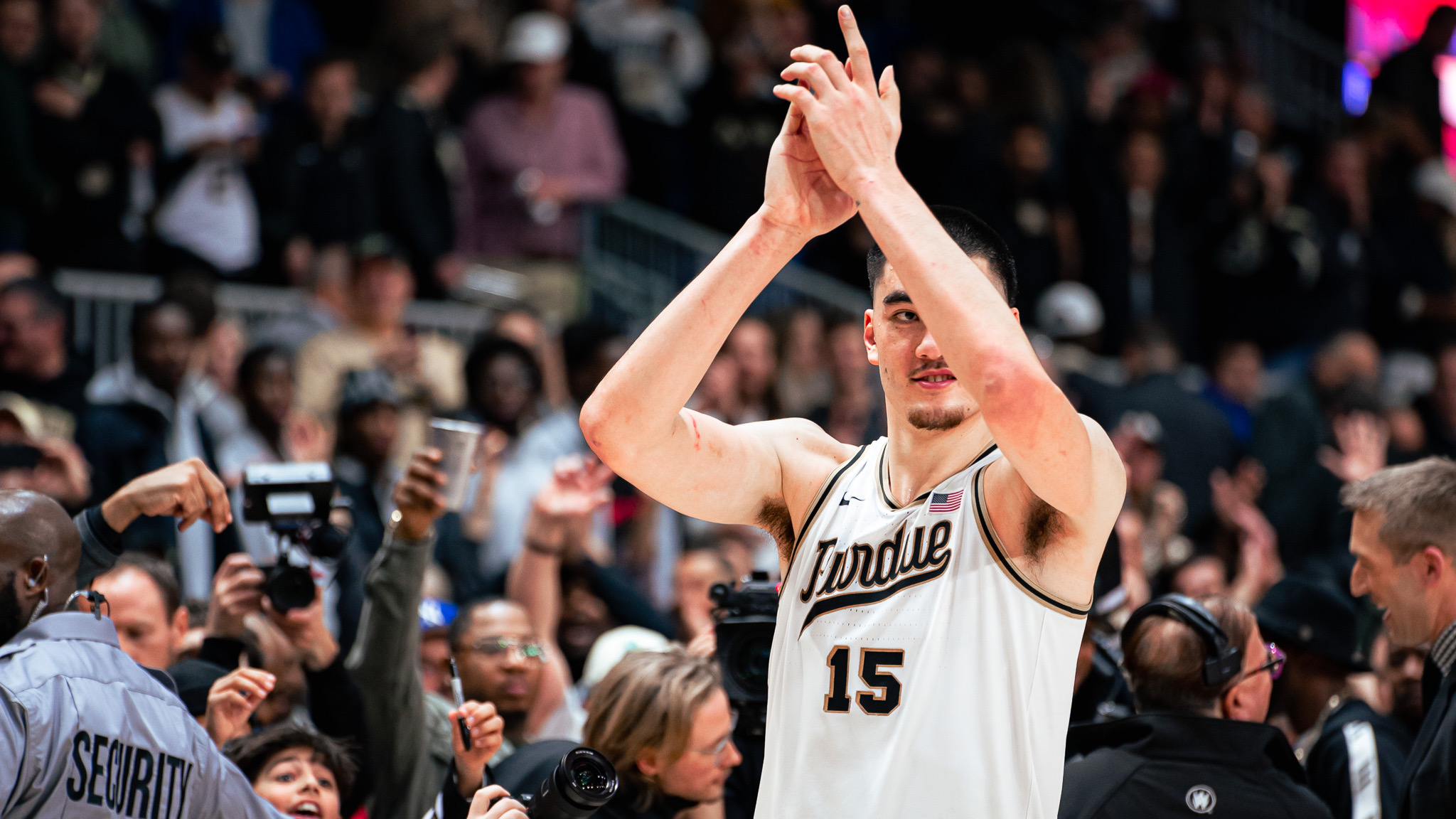 Zach's House: Edey scores 35, leads Purdue to victory in front of ...