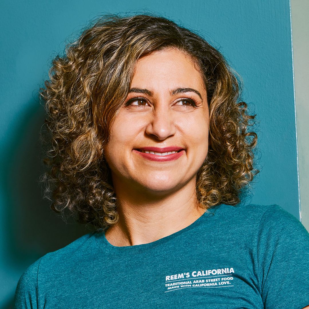 Hot Luck Live Food & Music