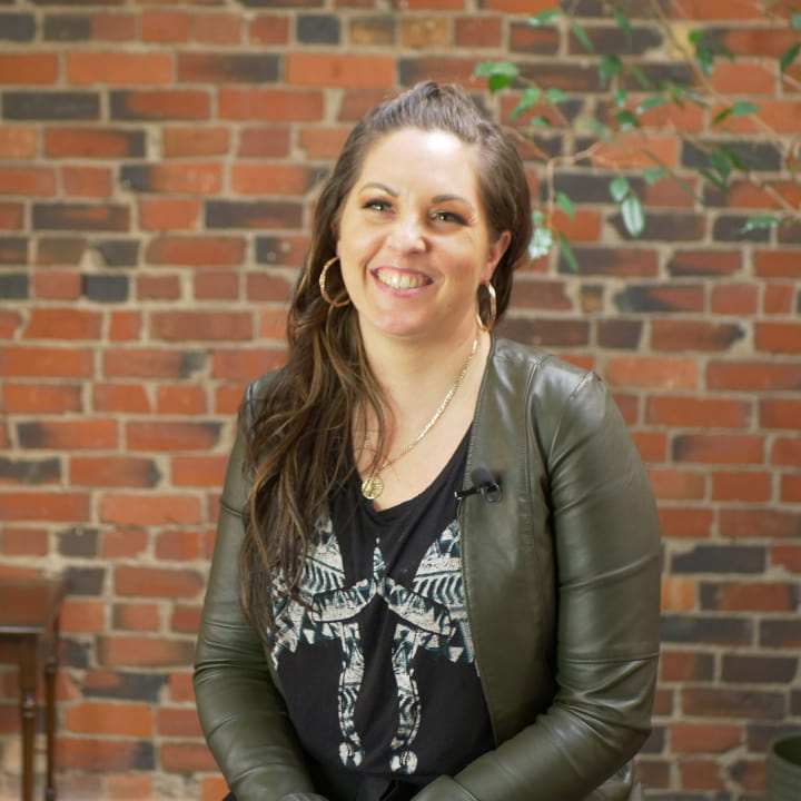 First Session Therapist - Amanda Warr