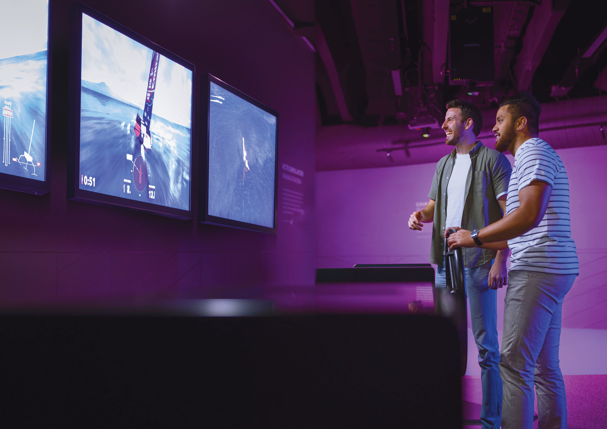 Spark 5G Race Zone - Simulator | Buildmedia