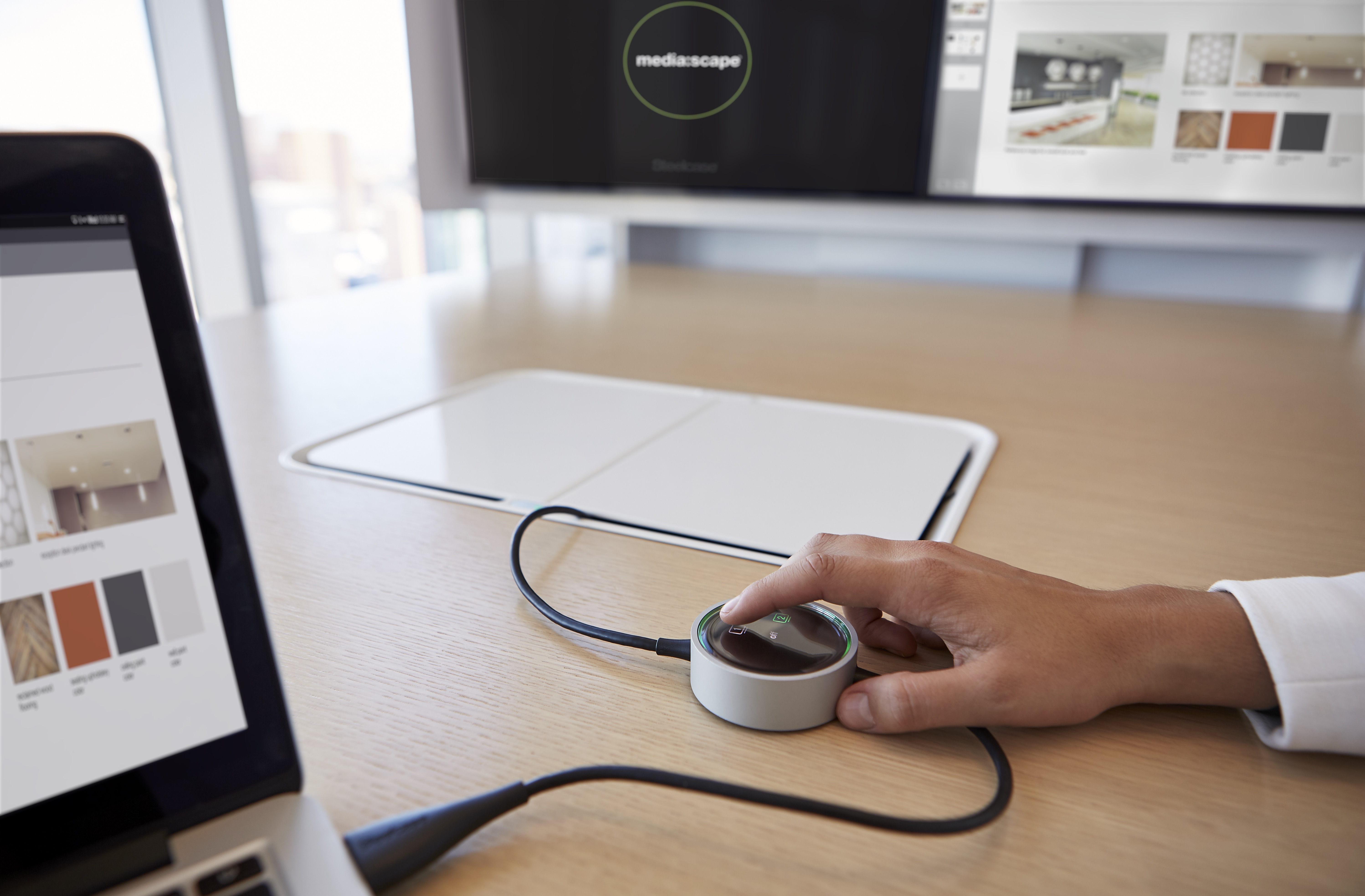 Steelcase Virtual PUCK