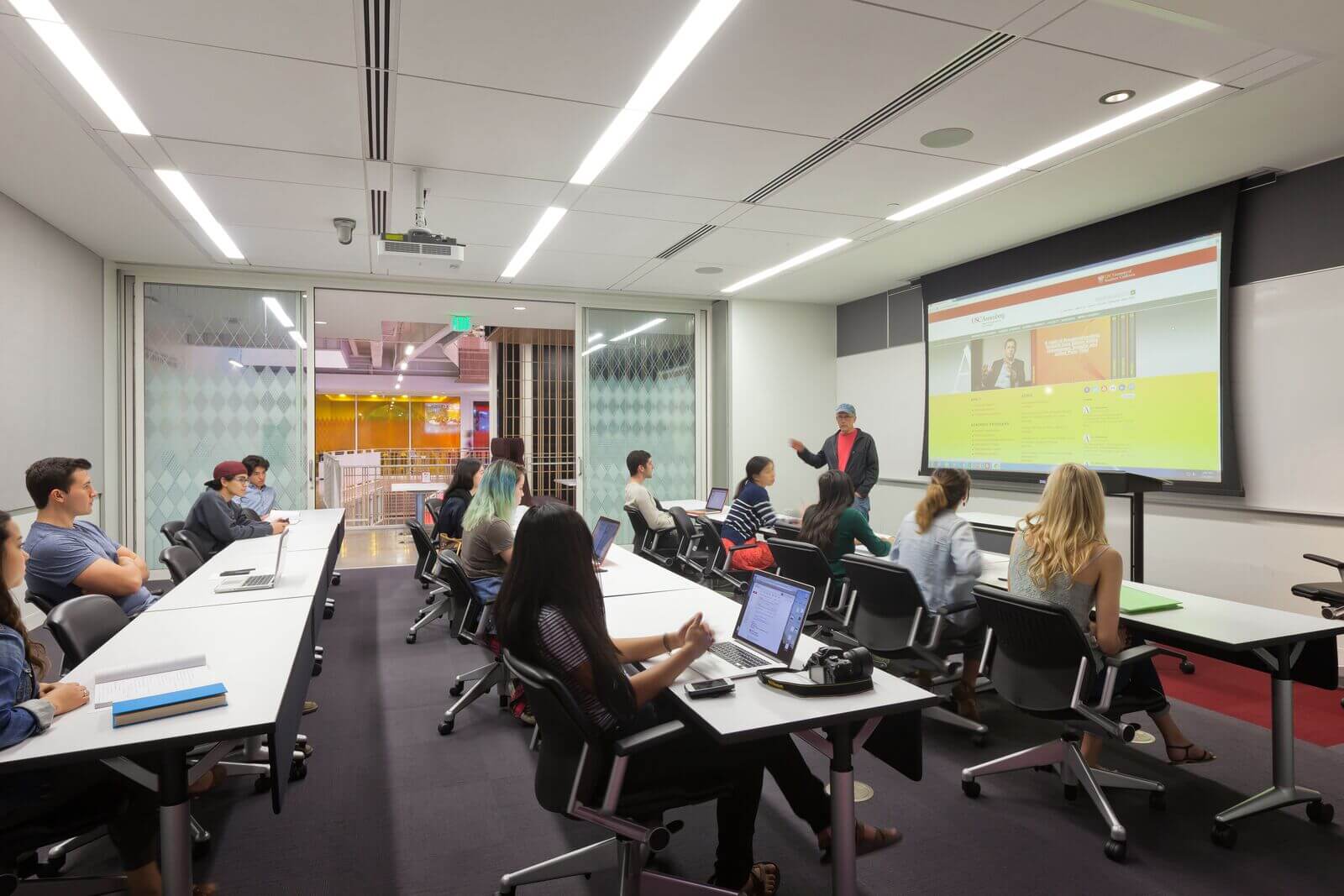 Tangram Project: USC - Wallis Annenberg School for Communication