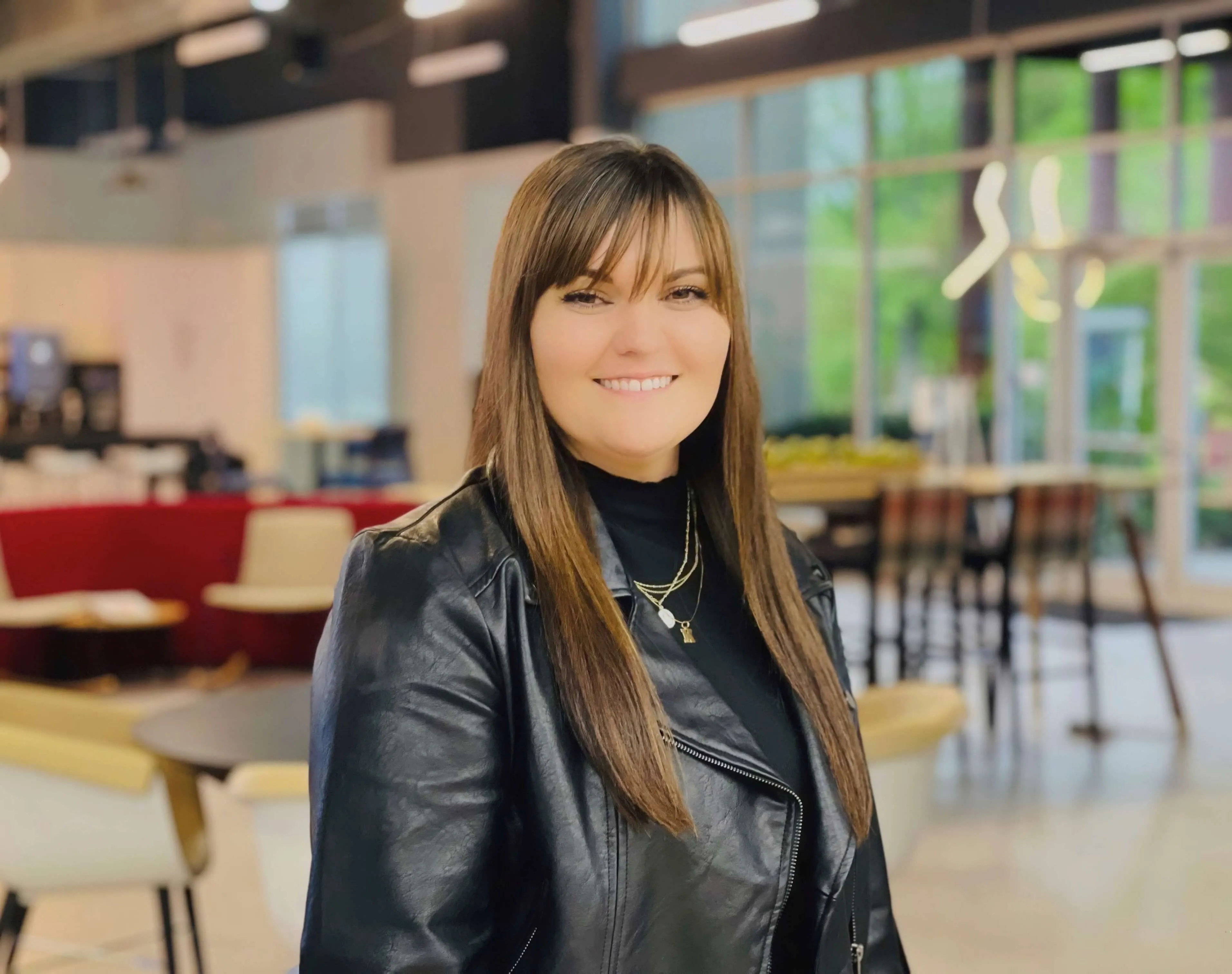 Crafting Workspaces: Tangram's Excellence in Contract Furniture Design.