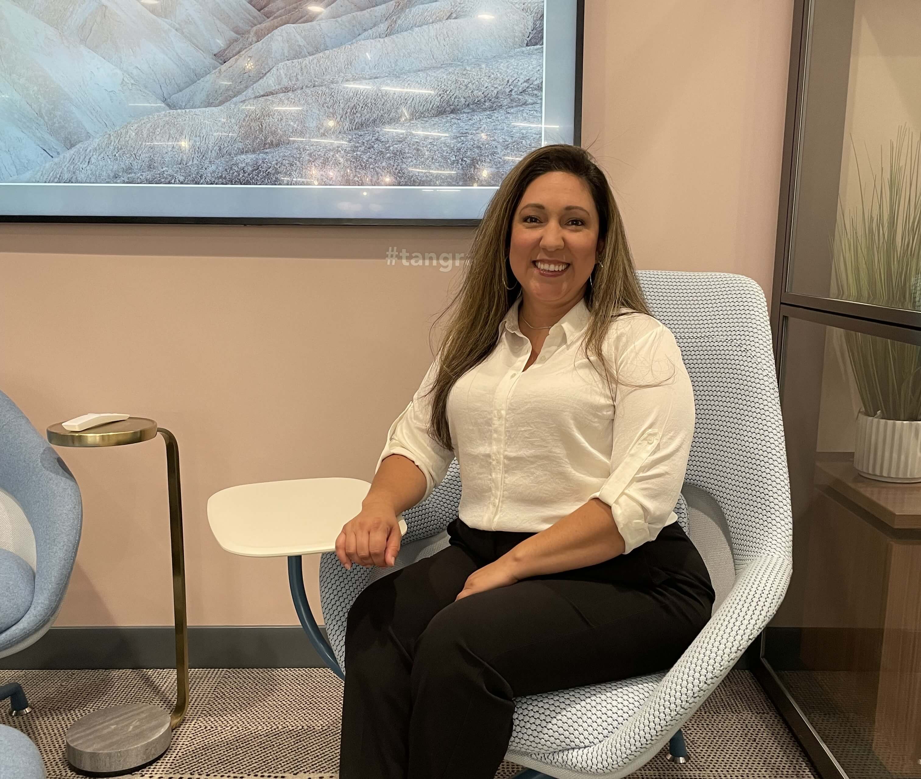 Crafting Workspaces: Tangram's Excellence in Contract Furniture Design.