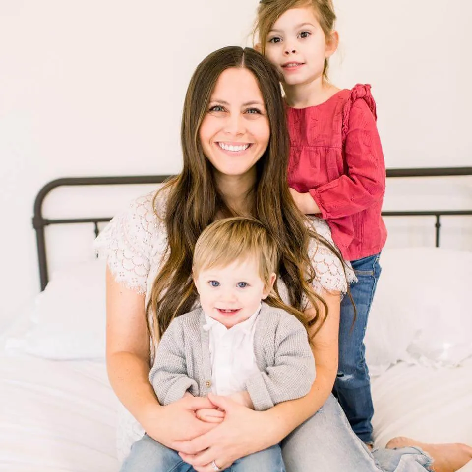 Crafting Workspaces: Tangram's Excellence in Contract Furniture Design.