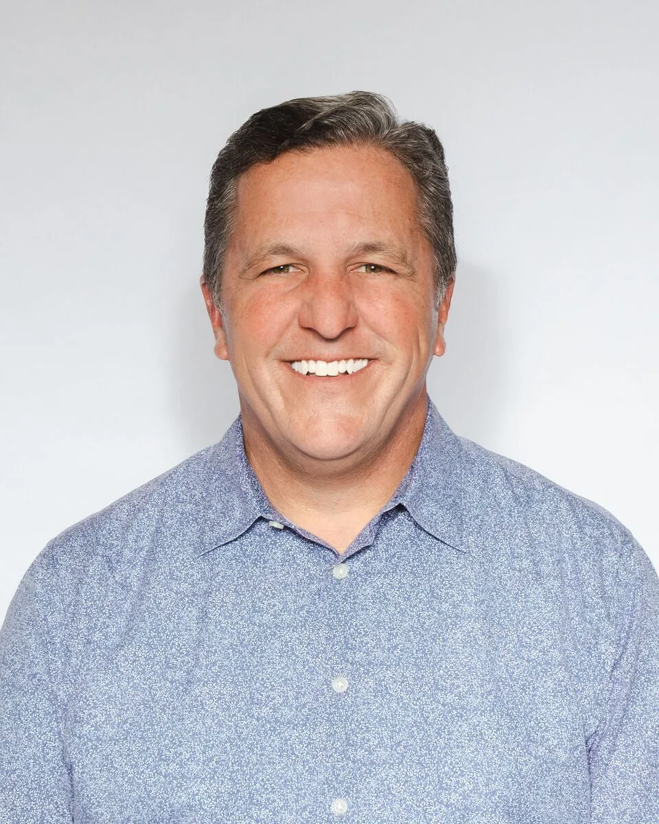 Crafting Workspaces: Tangram's Excellence in Contract Furniture Design.