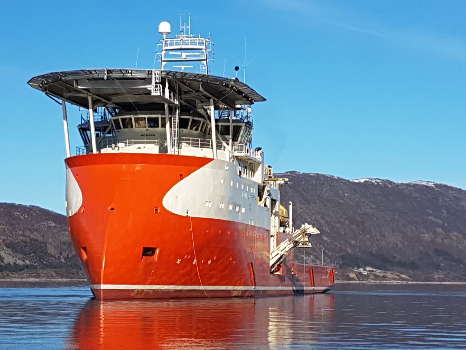 Larissa part of installing Windfloat Atlantic