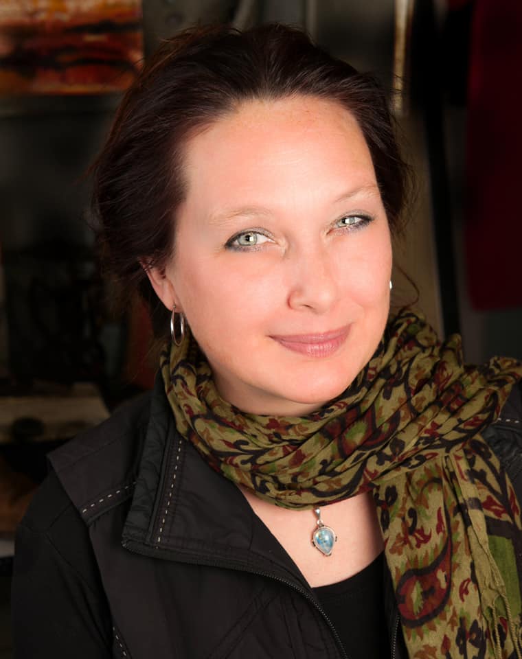 Lisa Campbell's Instagram, Twitter & Facebook on IDCrawl