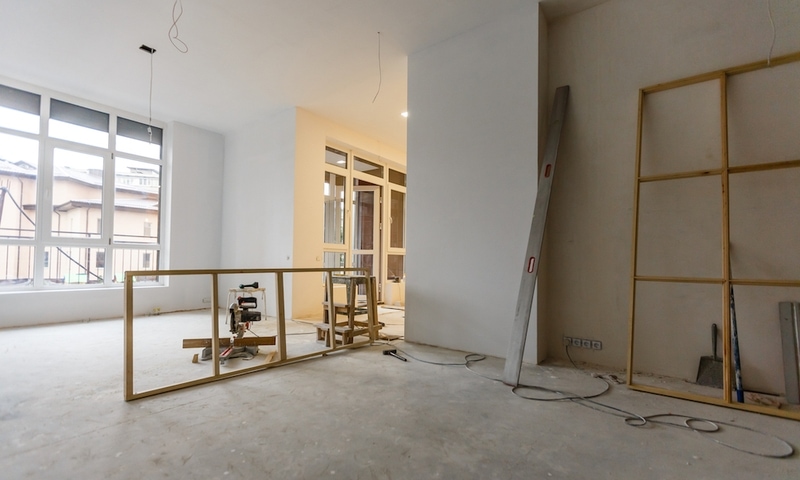 Bygga hus: En komplett guide (pris, regler, process)