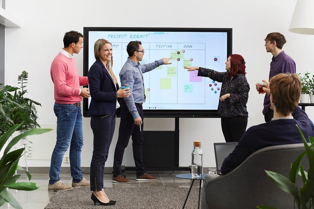 InGlass Interactive Touch Display Technology | FlatFrog