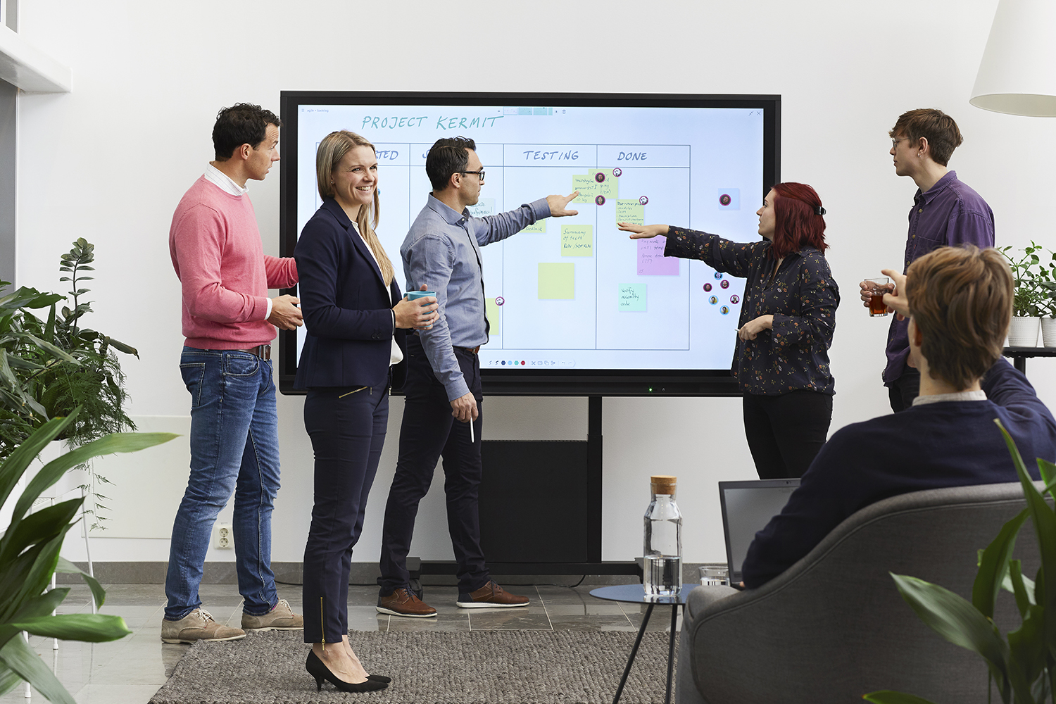 InGlass Interactive Touch Display Technology | FlatFrog