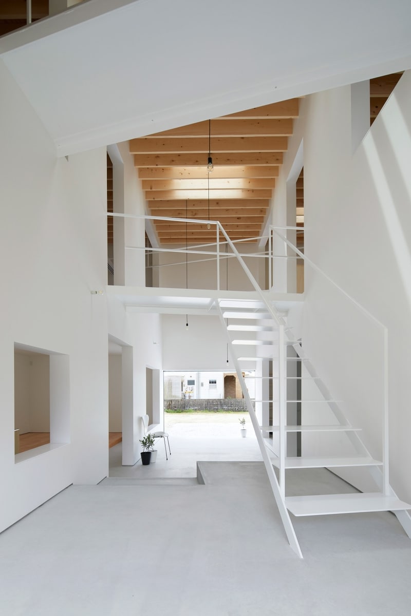 Kadokawa House by Atelier Kenta Eto
