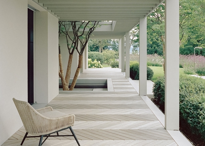 House at a Vineyard by Think Architecture