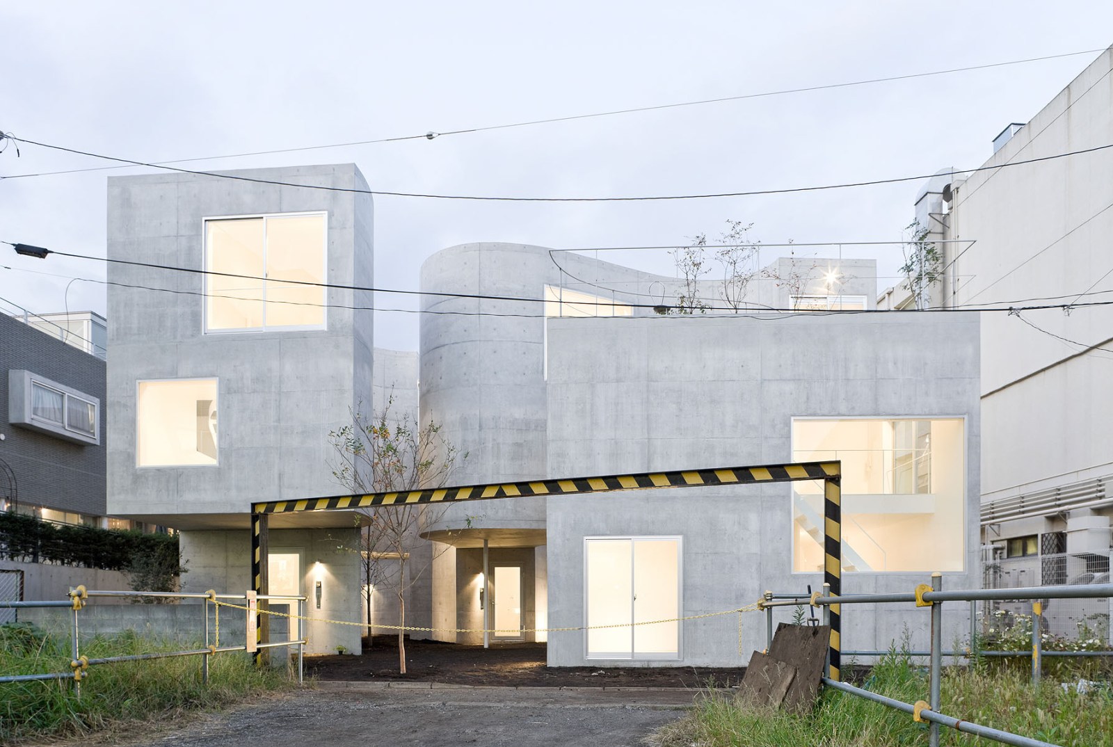 Okurayama Apartments by SANAA